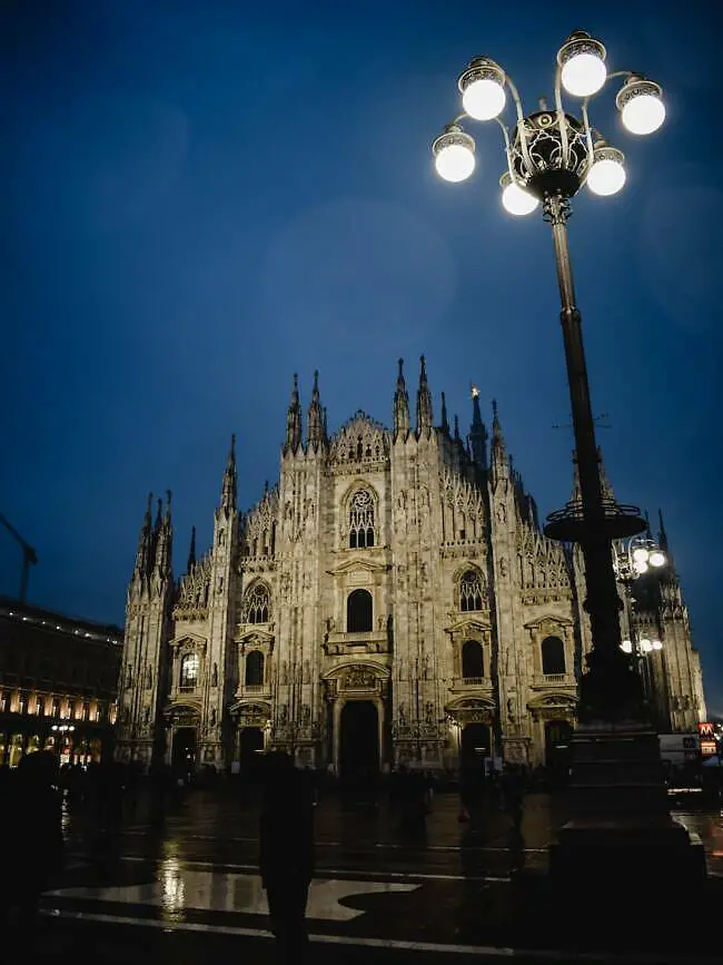 Katedrála Narození Panny Marie v Milánu (Duomo di Milano)